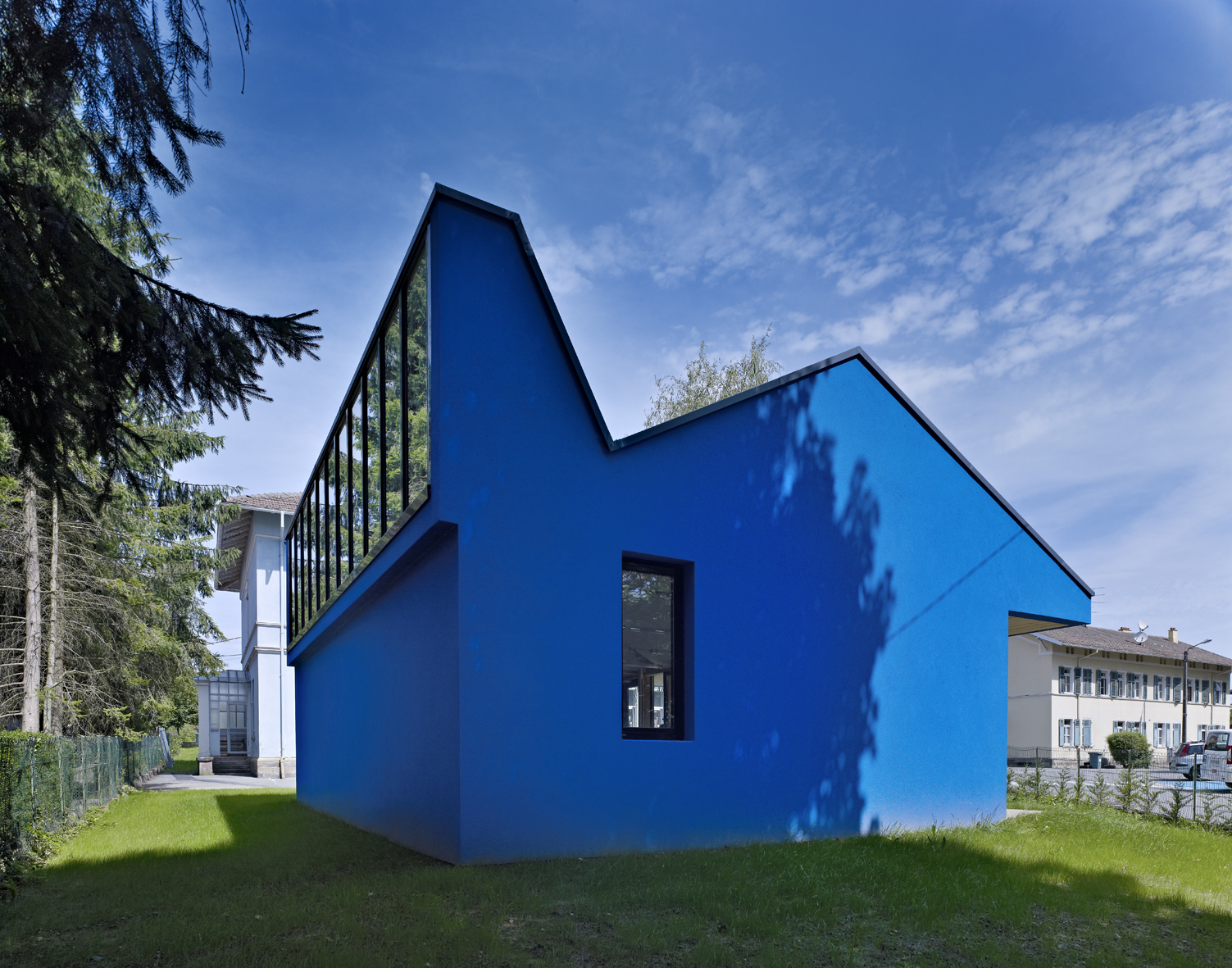 BLUE HOUSE | School architecture, Architecture, Amazing architecture