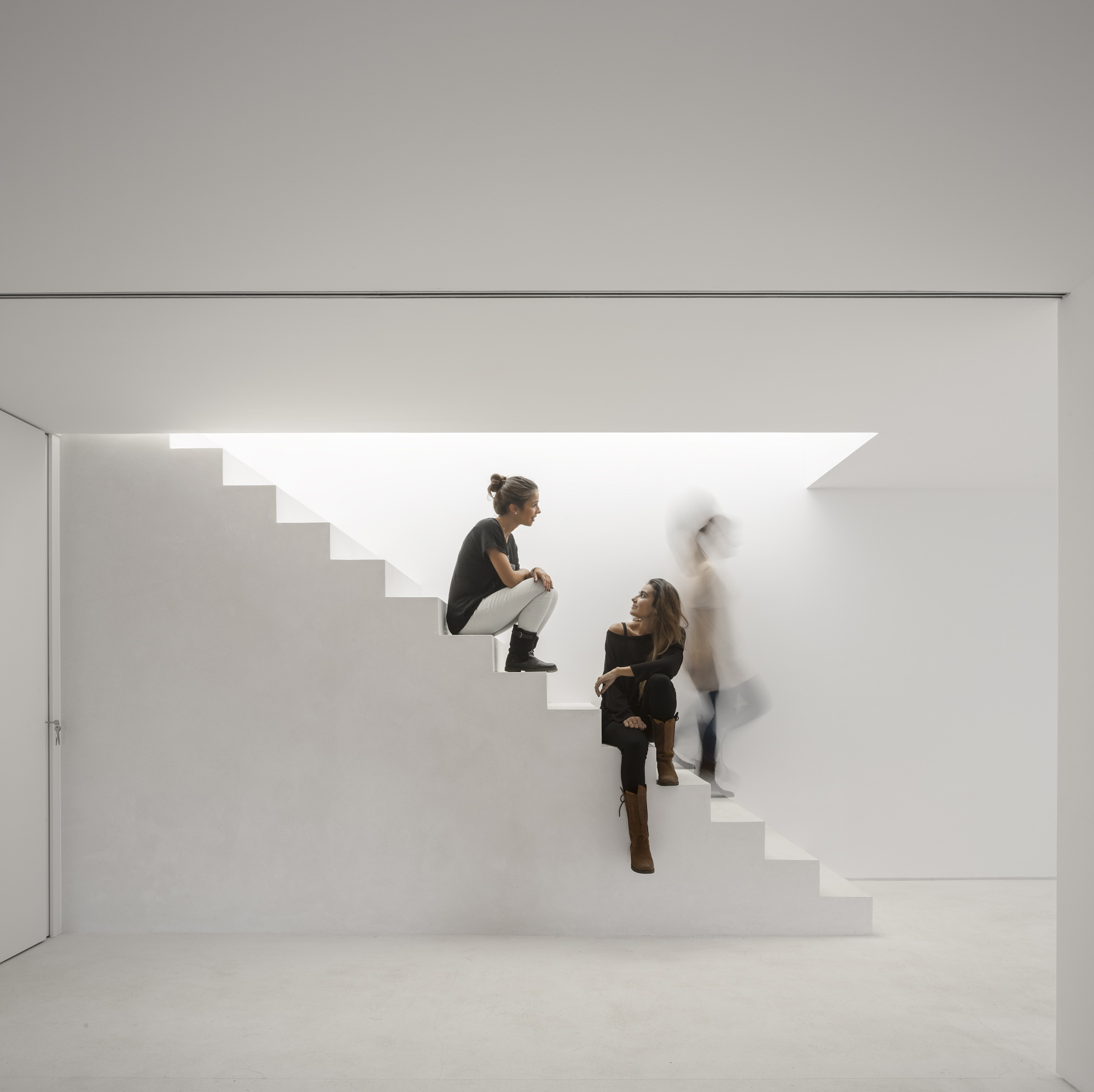 Stair in the House in Fontinha by Manuel Aires Mateus + SIA ...